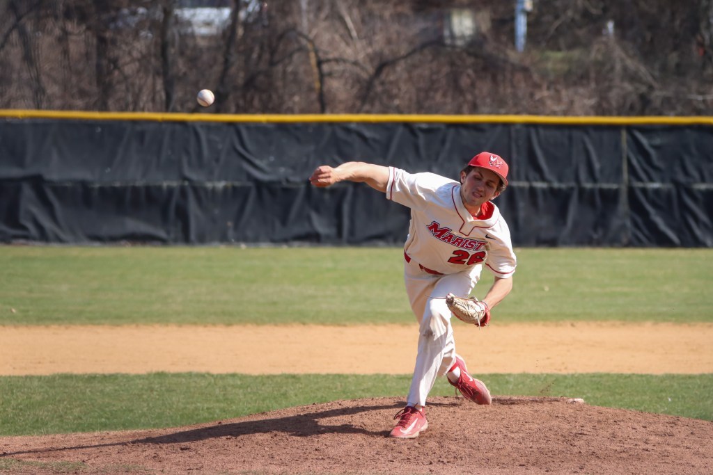 Close Calls Lead to Marist Baseball Loss - Center Field