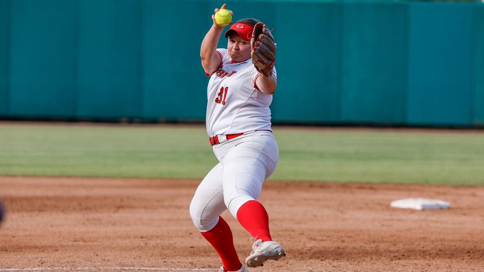 Marist Softball Exits NCAA Tournament Run in Regionals - Center Field